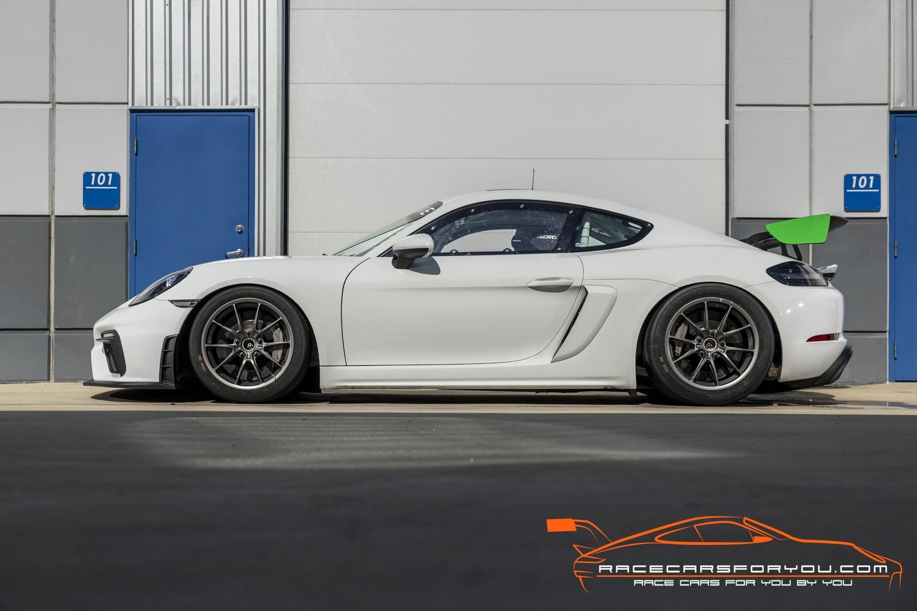 2019 Porsche 718 GT4 Clubsport Competition - Race Cars For You